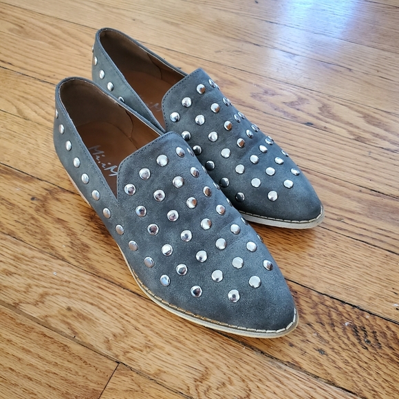 Anthropologie | Shoes | Anthropologie Miim Scottie Studded Slipon ...